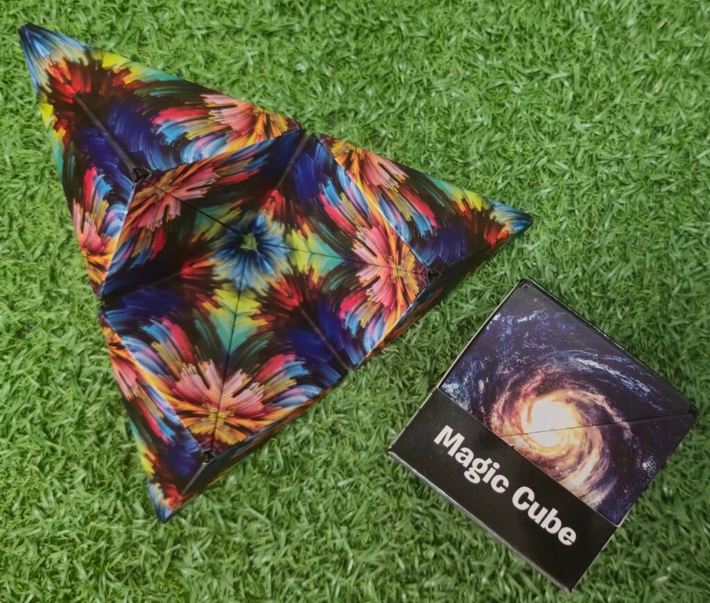 Magic Cube - Kiss Designs